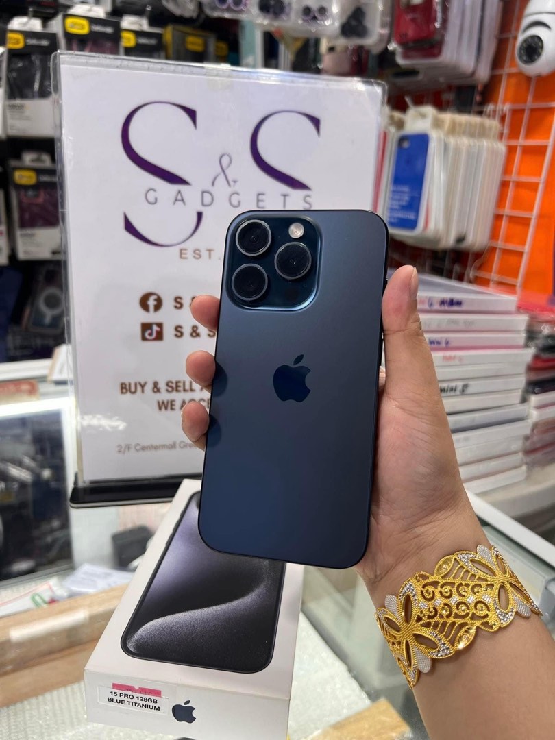 ** iPhone 15 Pro 128gb Blue titanium with apple limited Warranty till ...