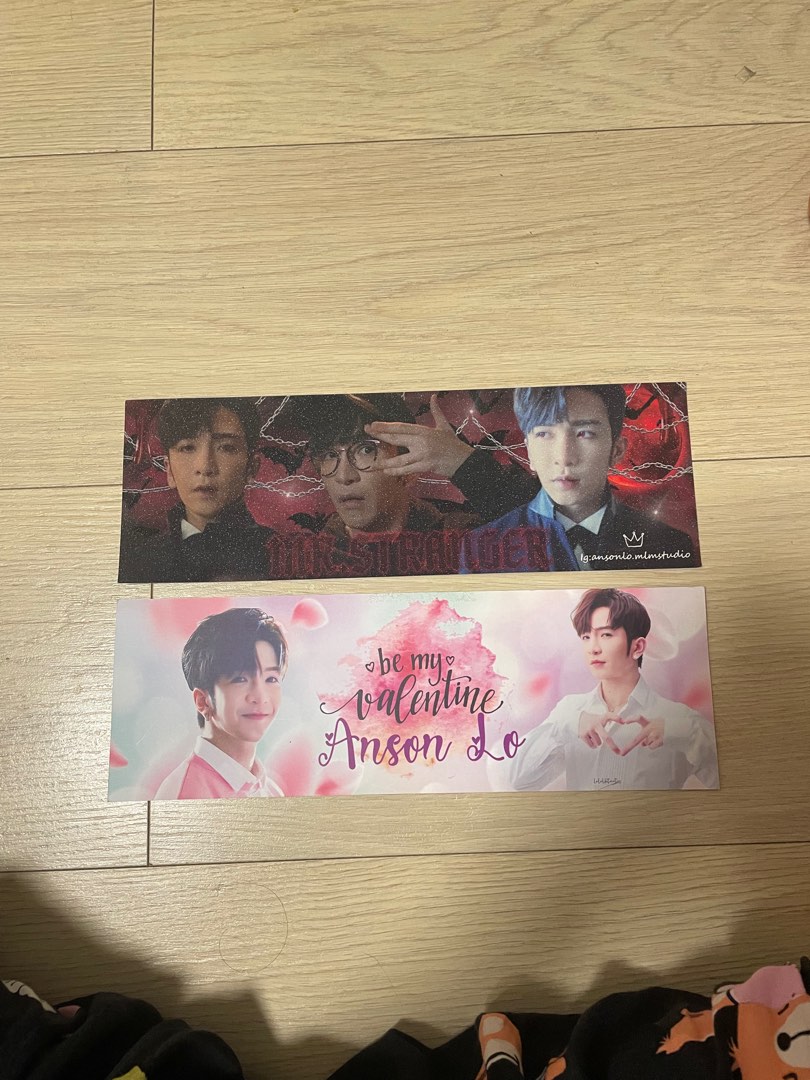 Anson Lo 《Mr.Stranger 》手幅x 1 + Anson Lo應援手幅x 2, 興趣及遊戲, 收藏品及紀念品, 明星周邊 - Carousell