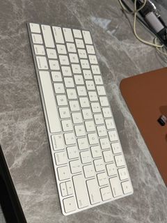 Used Original Apple Keyboard Wire Version A1243, Computers & Tech ...