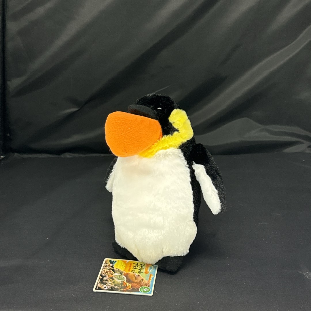 SK Japan The Shakurel Planet Penguin Plush, Hobbies & Toys, Toys ...