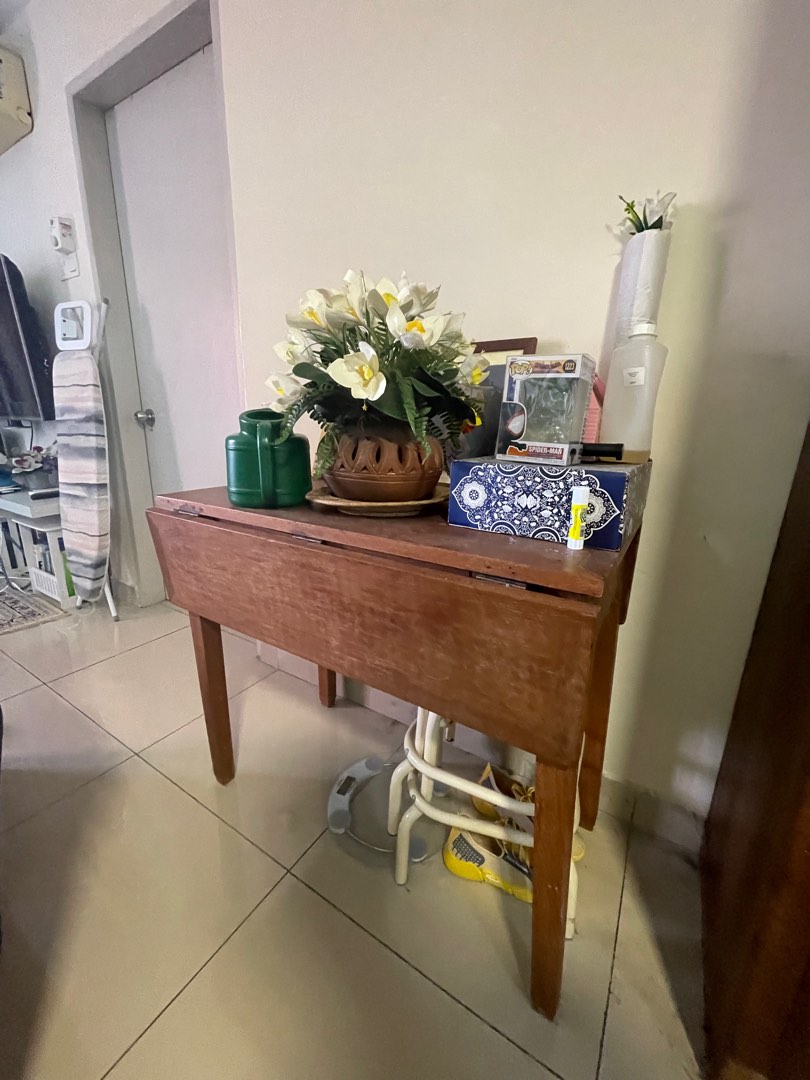 Classic Wooden Flip Table | Meja Boleh Lipat Kayu Klasik, Furniture ...