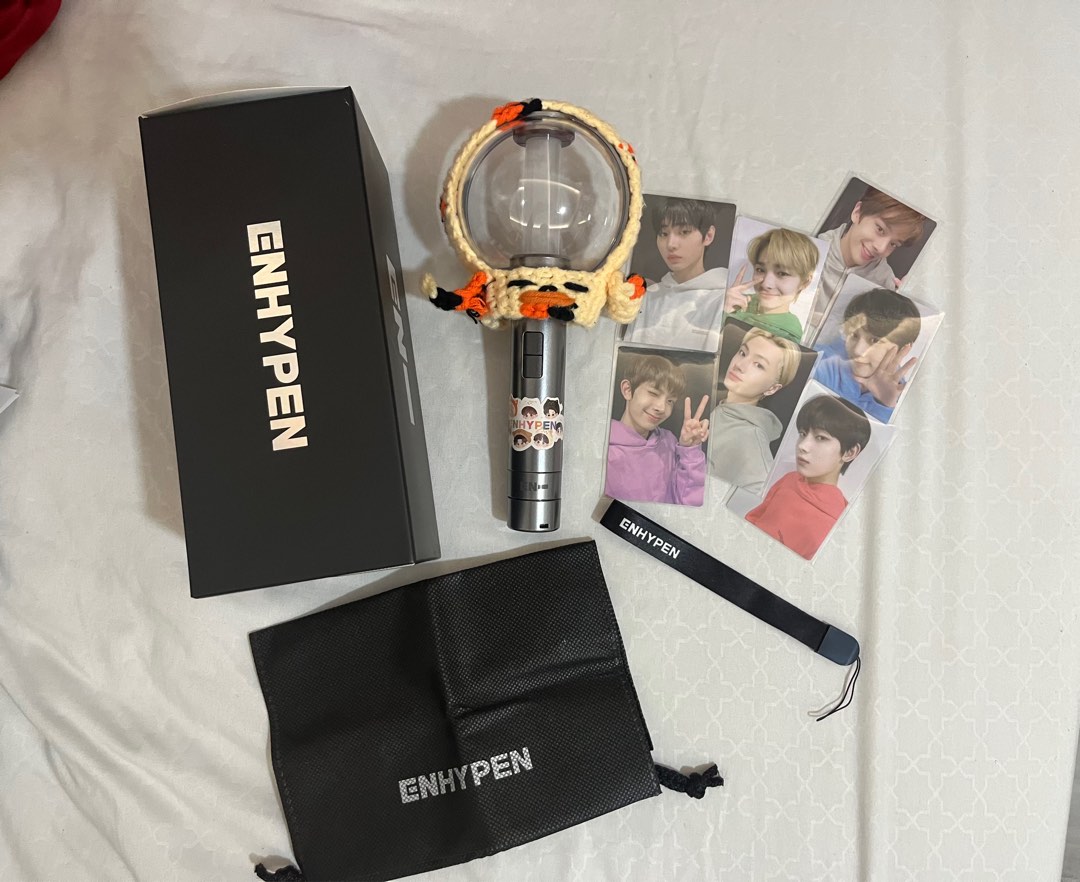 Enhypen lightstick engene bong (official), Hobbies & Toys, Memorabilia ...