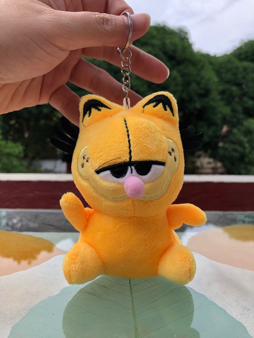 Garfield plush keychain bag tag, Hobbies & Toys, Toys & Games on Carousell