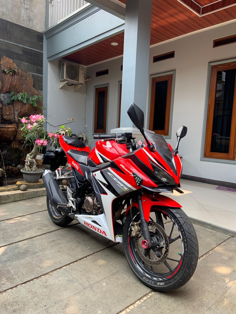 Honda CBR 150, Motor di Carousell