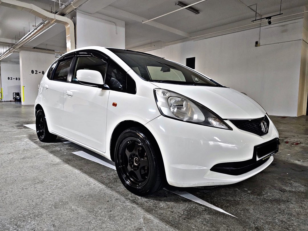 Honda Fit 1.3 G (A), Cars, Used Cars on Carousell