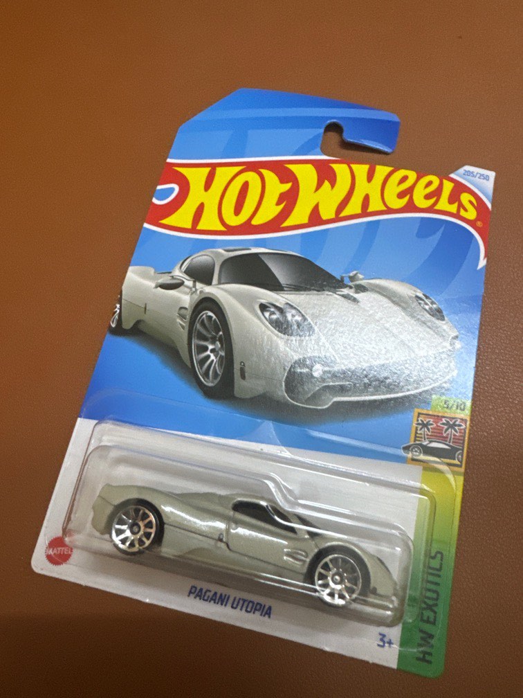 Horwheels Pagani Utopia, Hobbies & Toys, Toys & Games on Carousell