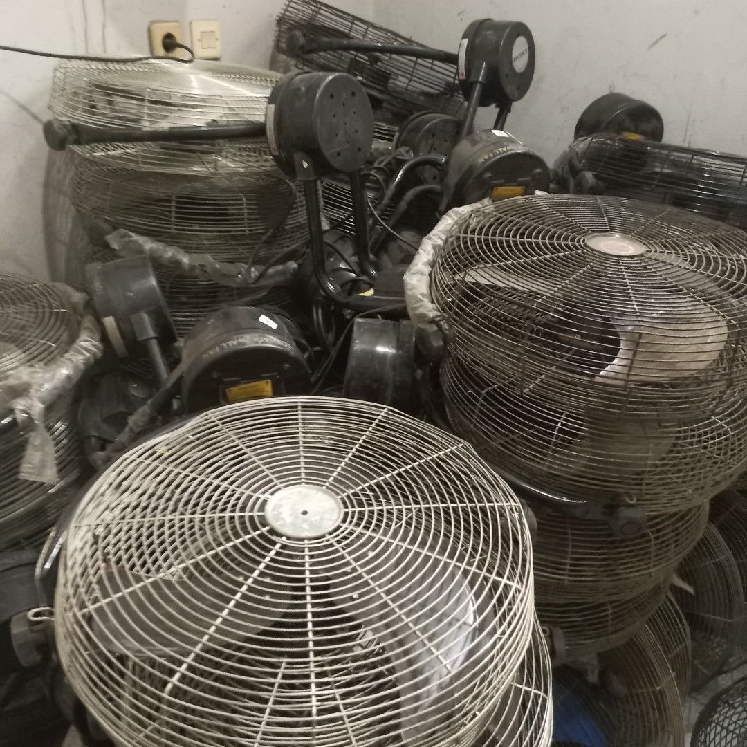 Kipas angin dinding merk regency 18 inch, Elektronik, Lainnya di Carousell