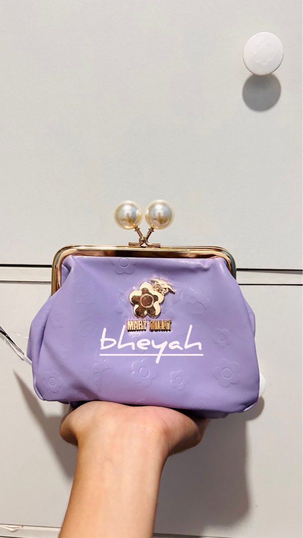 MARY QUANT Kuromi collaboration pouch purple 38, Women's Fashion, Bags & Wallets, Wallets & Card ...