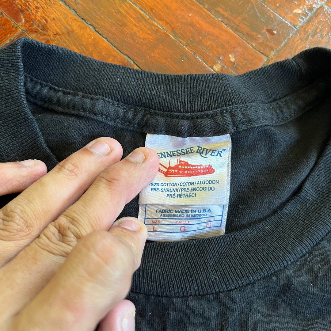 Metallica 2002 Squindo Artwork, Men's Fashion, Tops & Sets, Tshirts ...