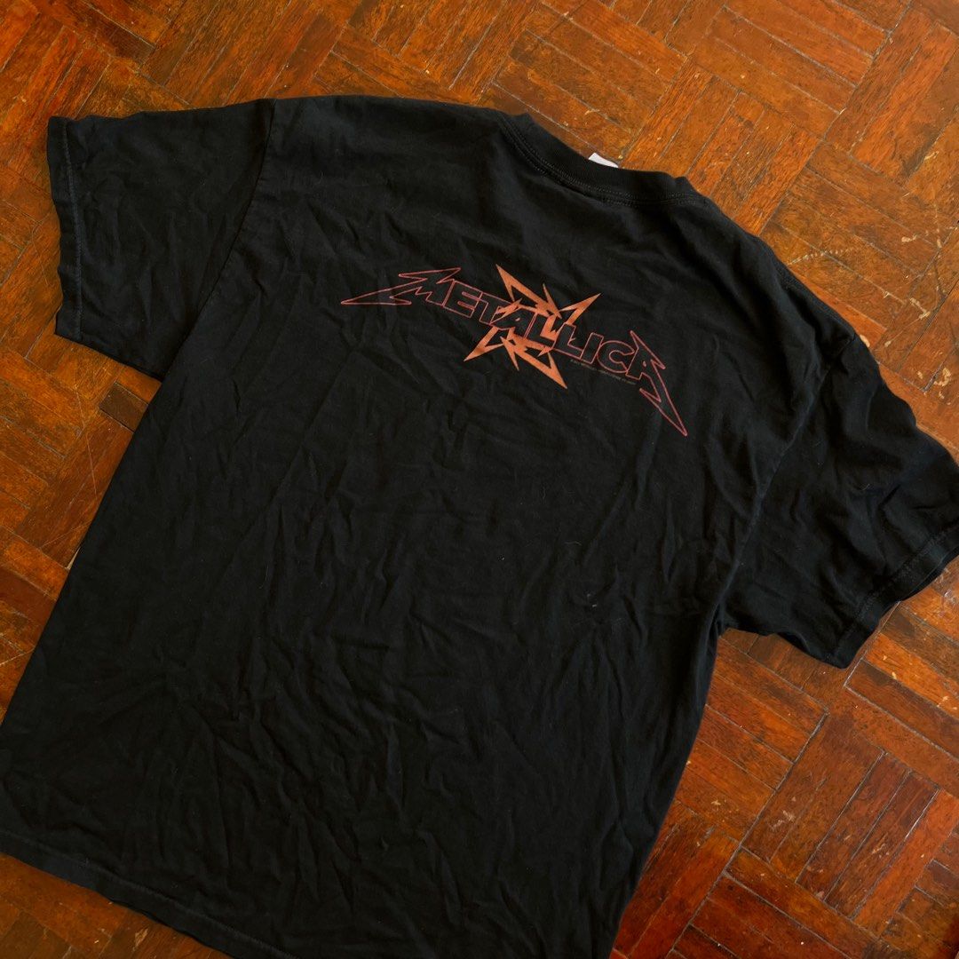 Metallica 2002 Squindo Artwork, Men's Fashion, Tops & Sets, Tshirts ...
