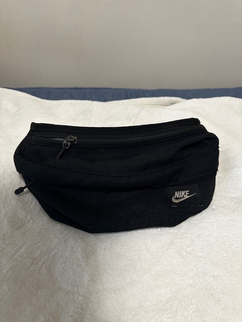 Nike belt bag, Men's Fashion, Bags, Belt bags, Clutches and Pouches on ...