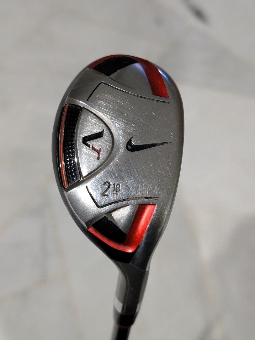 Nike Hybrd Rescue, Sports Equipment, Sports & Games, Golf on Carousell
