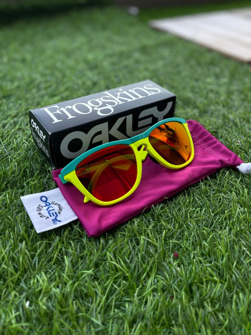 Oakley frogskin hybrid NEW!!, Men's Fashion, Watches & Accessories ...