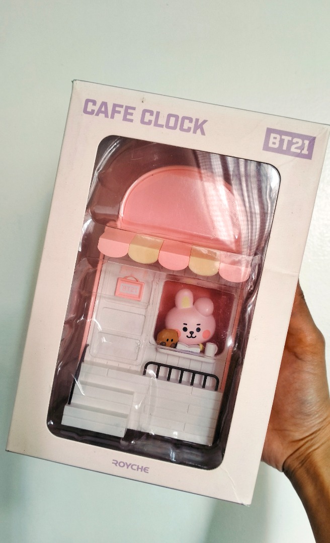 ONHAND BT21 DIGITAL CAFE CLOCK, Hobbies & Toys, Memorabilia ...