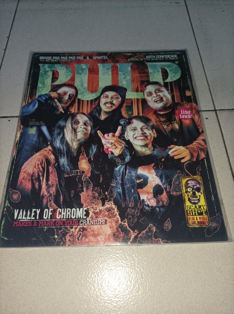 PULP MAGAZINE VALLEY OF CHROME, Hobbies & Toys, Books & Magazines ...