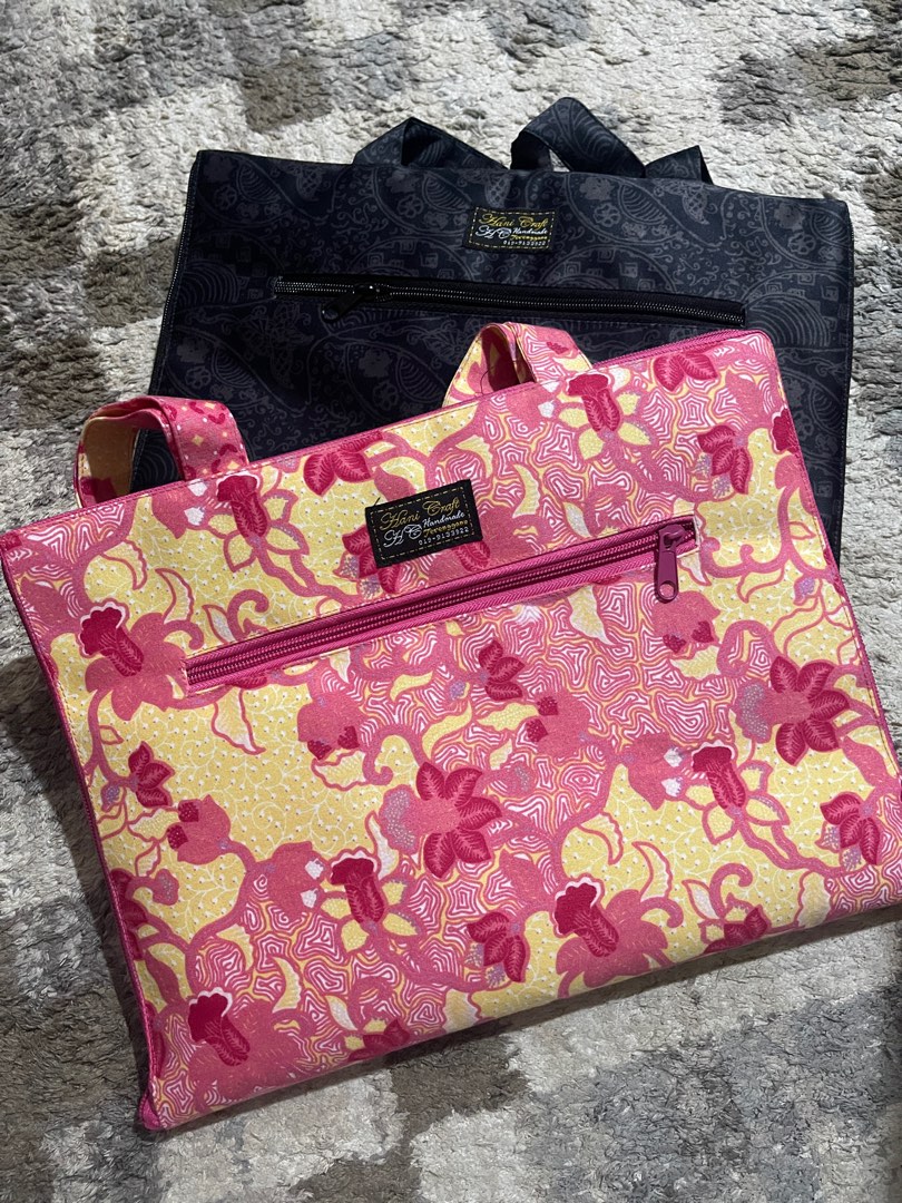 SEJADAH HOMEMADE BATIK 2IN1, Women's Fashion, Muslimah Fashion, Prayer ...