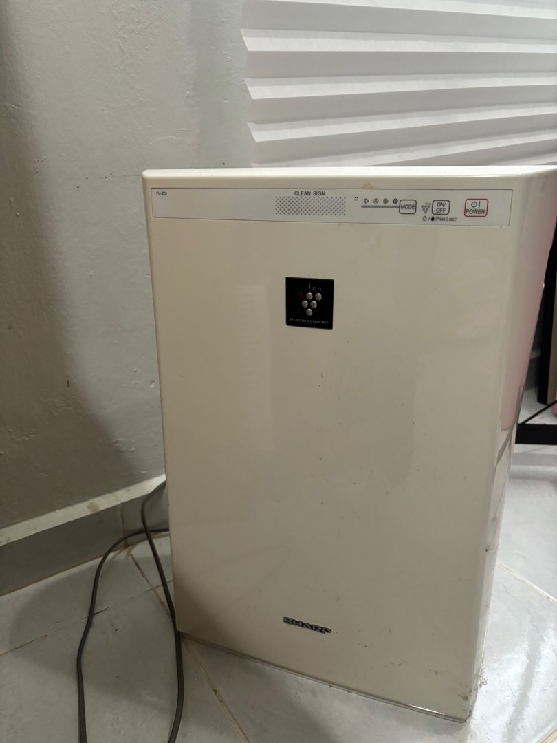 Sharp plasmacluster / air purifier, TV & Home Appliances, Air Purifiers & Dehumidifiers on Carousell
