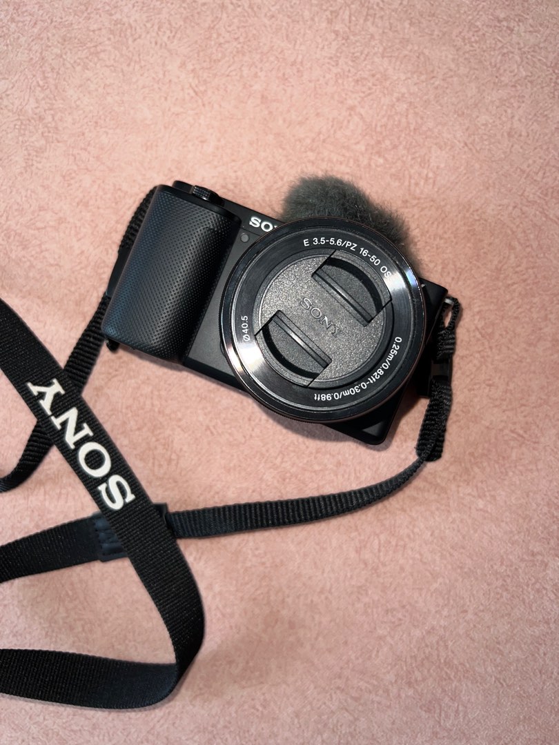 Sony ZVE10, Photography, Cameras on Carousell