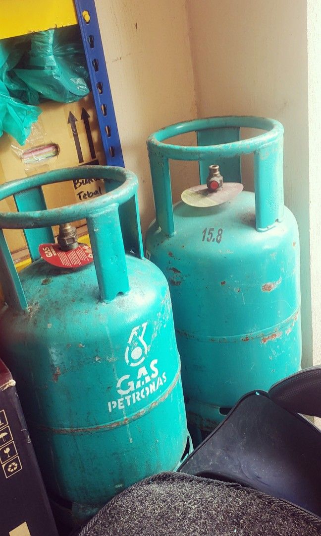 Tong Gas 12kg Kosong Untuk Dijual (Ada 5 unit, harga untuk satu tong ...