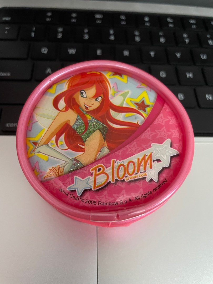 Winx Club Bloom coin purse, Hobbies & Toys, Collectibles & Memorabilia ...