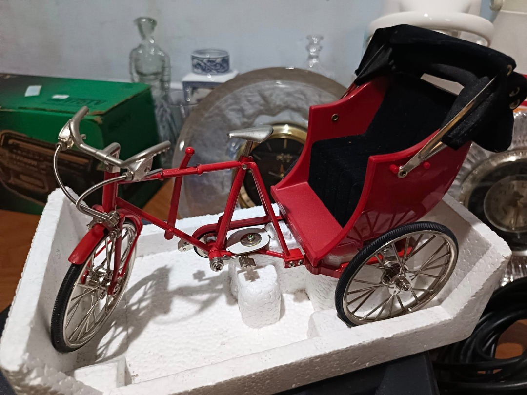 1:10 Scale 3-Wheel Red Ricksha Pedicab Metal Diecast Bikes Collectible ...