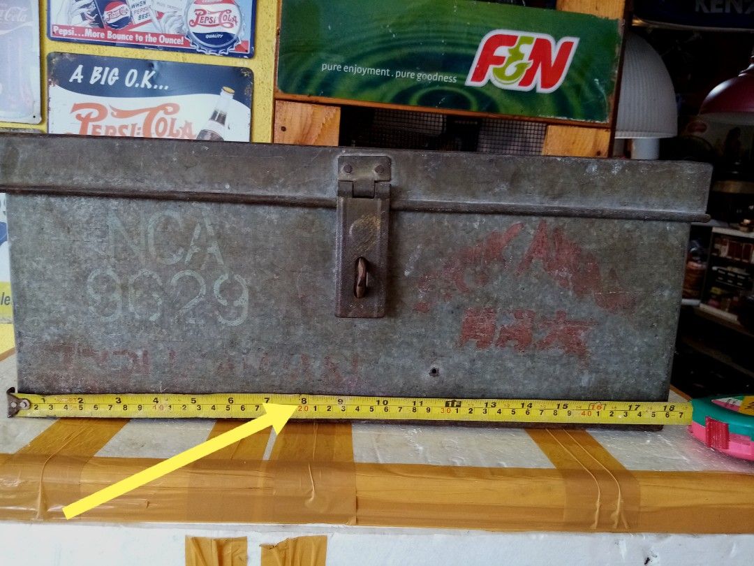 box besi vintage, Hobbies & Toys, Collectibles & Memorabilia, Vintage ...