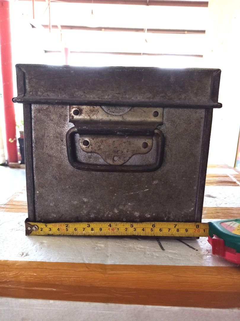box besi vintage, Hobbies & Toys, Collectibles & Memorabilia, Vintage ...