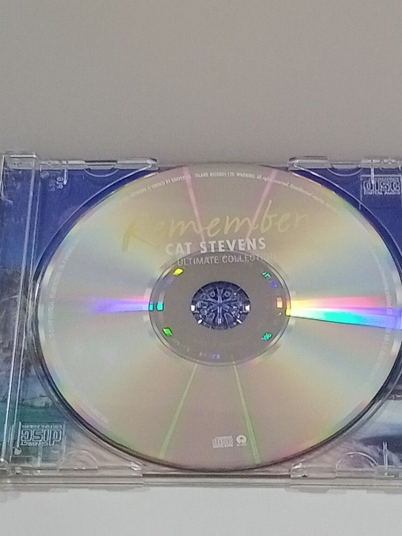 Cat Stevens (The Ultimate Collection) CD, Hobbies & Toys, Music & Media ...