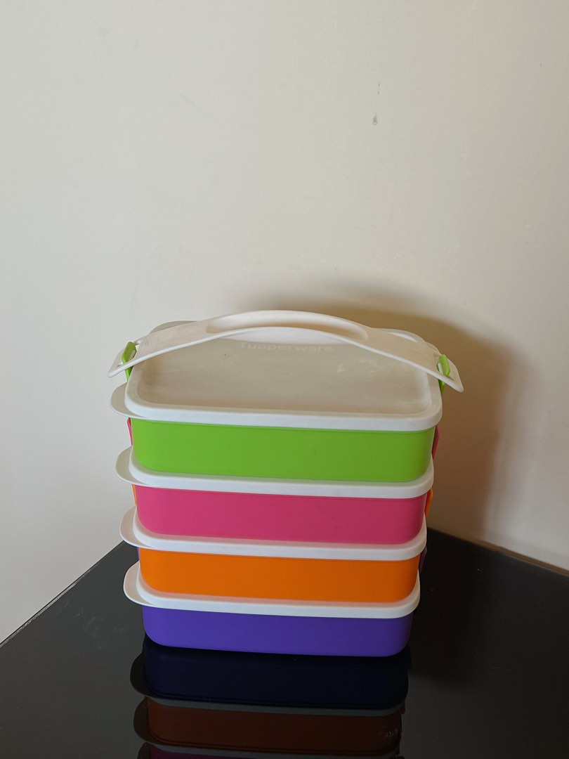Click To Go Round & Rectangular Tupperware Rantang susun new, Kitchen ...