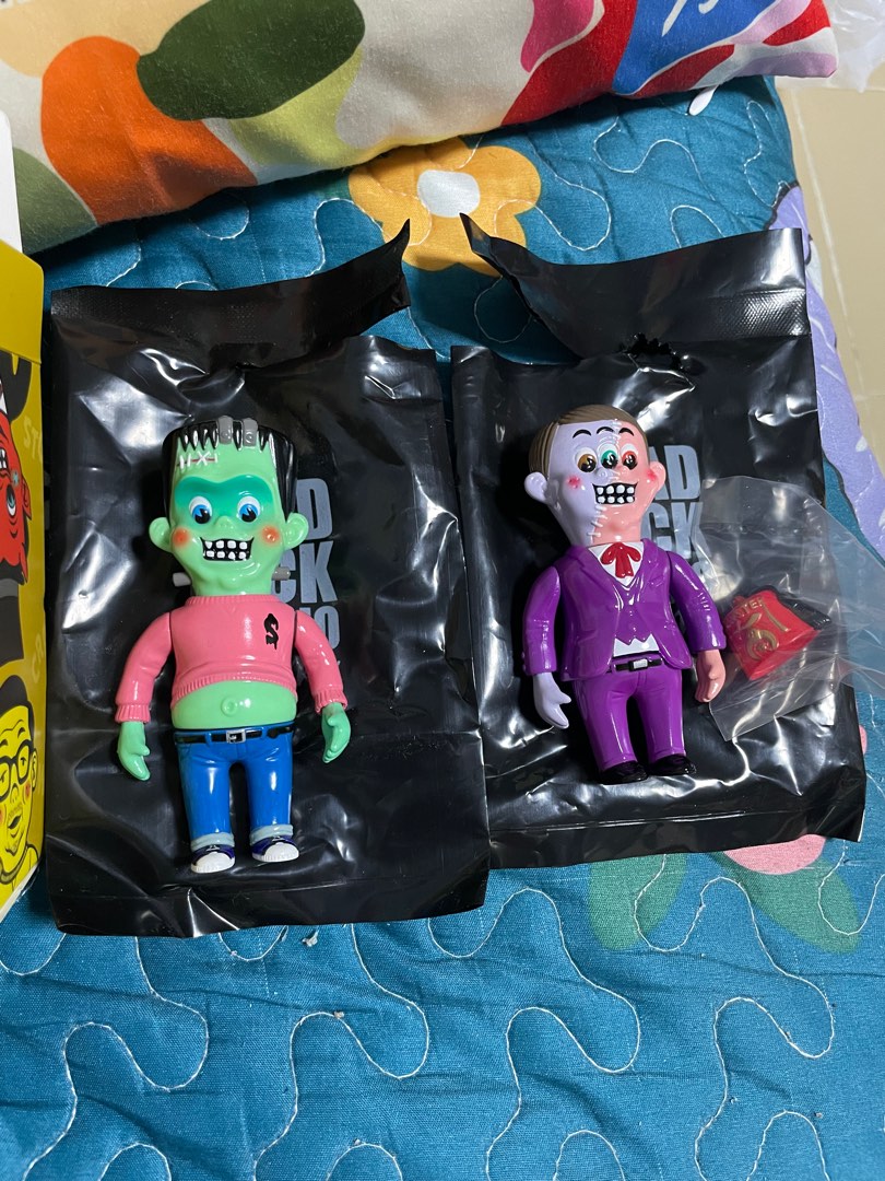 Headlock mini How2work 盲盒, 興趣及遊戲, 玩具 & 遊戲類 - Carousell