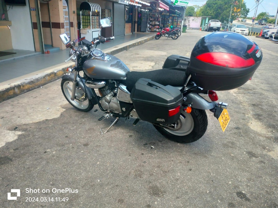 HONDA PHANTOM, Motorcycles, Motorcycles for Sale, Class 2B on Carousell