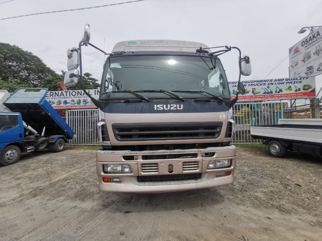 ISUZU WING VAN TRUCK, Special Vehicles, Heavy Vehicles on Carousell