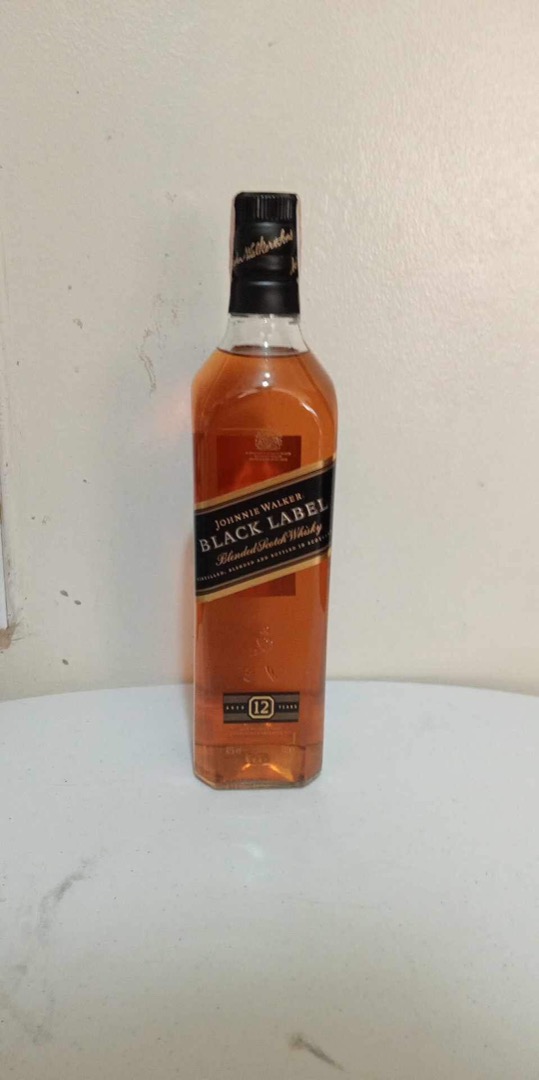 Johnny Walker Black Label with box, Food & Drinks, Beverages on Carousell