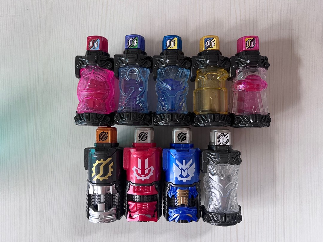 Kamen rider build bottles, Hobbies & Toys, Toys & Games on Carousell