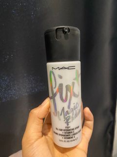 Mac setting spray 100ml, Beauty & Personal Care, Face, Makeup on Carousell