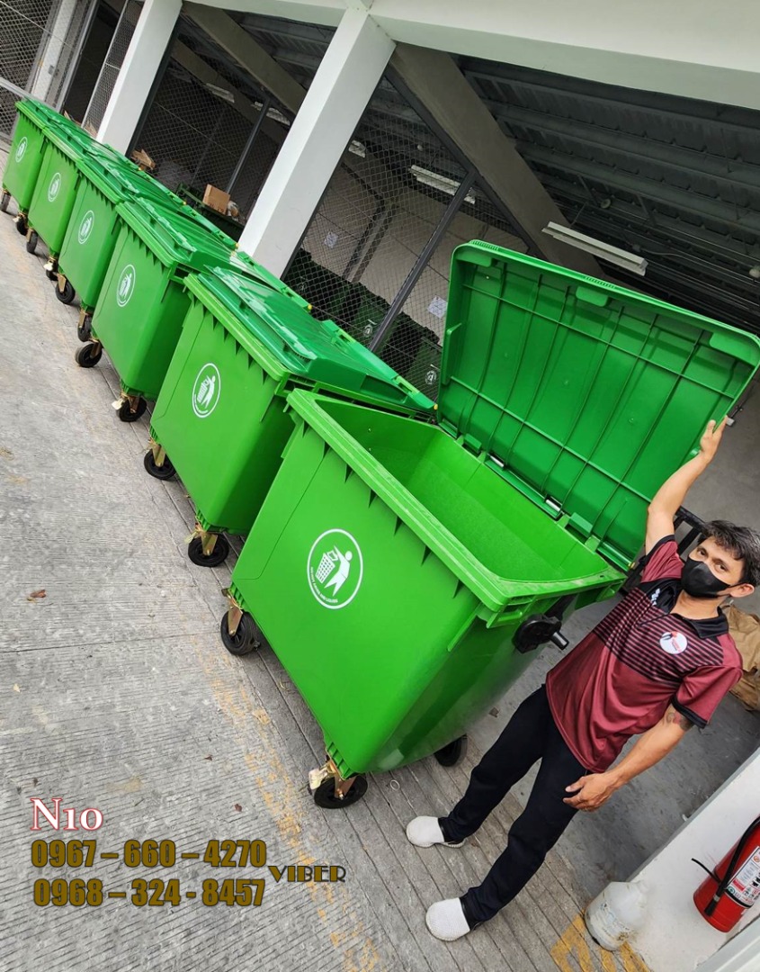 mobile trash bin 1100 liters, Furniture & Home Living, Cleaning ...