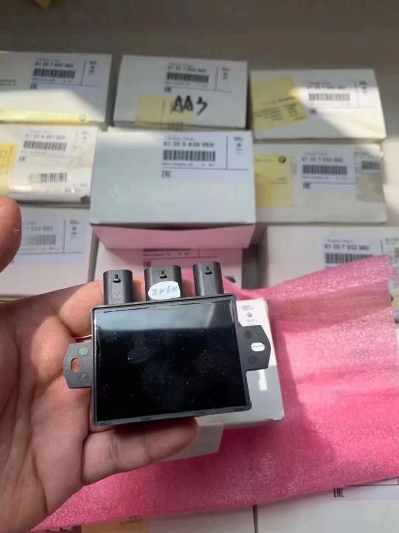 Original Mercedes / BMW auto power tailgate Kick boot sensor retrofit ...