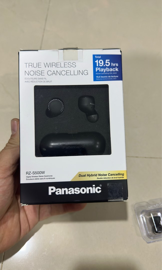 Panasonic Wireless Earbuds RZ-S500W, Audio, Earphones on Carousell