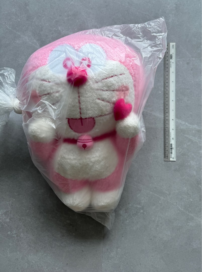 doraemon pink colour