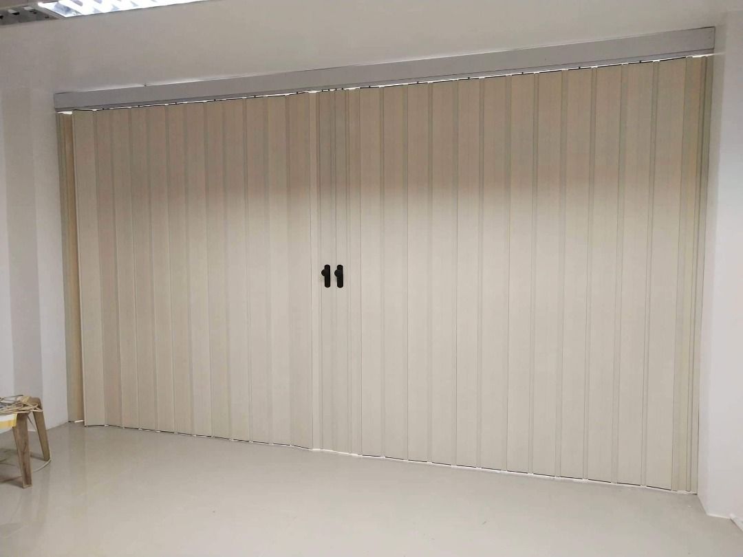 PVC Folding Accordion Door Divider (for Hospital, Condo, Offices ...