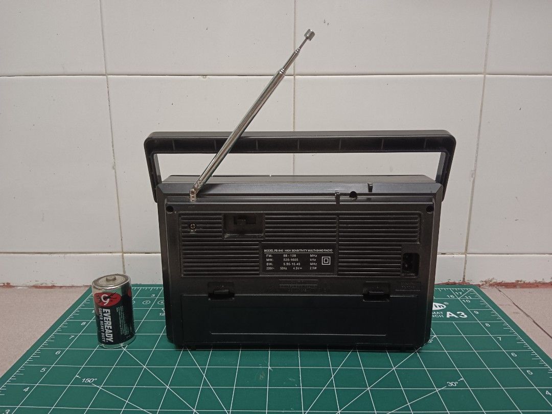 Radio jam lama, TV & Home Appliances, TV & Entertainment, TV Parts ...