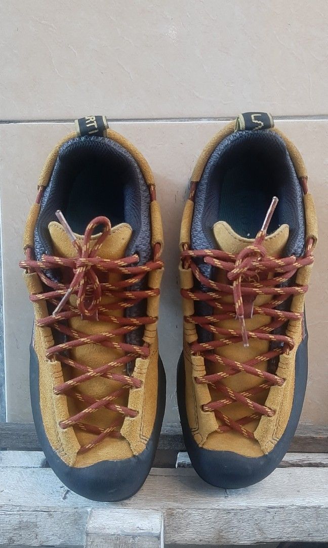 SEPATU GUNUNG LA SPORTIVA, Fesyen Wanita, Sepatu di Carousell