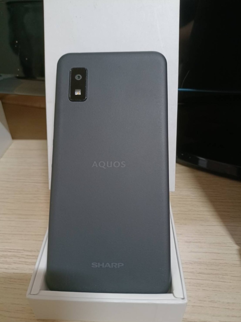 SHARP AQUOS wish (4G/64G) 5.7吋 霧礫黑 夏普 6.4 吋 智慧型手機 無盒 無配件, 手機及配件, 手機, Android 安卓手機, Android 安卓其他在旋轉拍賣