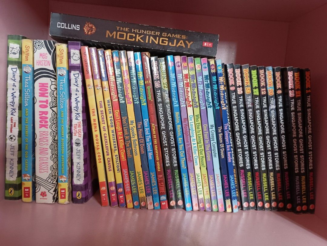 USED BOOKS (Diary of Wimpy Kid, SG GHOST STORY, MR MIDNIGHT, ETC ...
