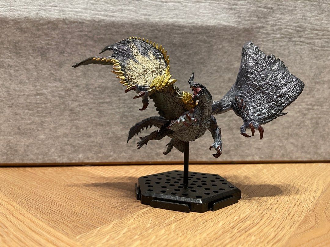 絕版 Monster Hunter 魔物獵人CFB Capcom Figure Builder 棘龍 黑蝕龍 金獅子 絞蛇龍 巨戟龍, 興趣及遊戲, 玩具 & 遊戲類 - Carousell