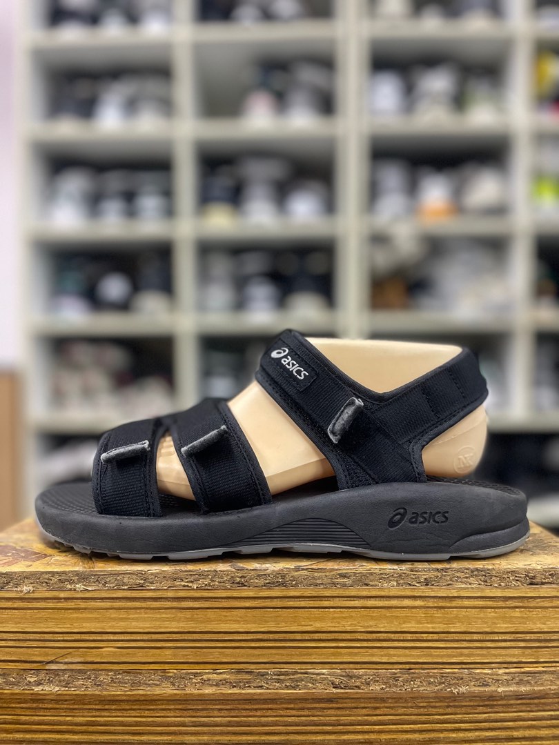 Asics sandal, Men's Fashion, Footwear, Flipflops and Slides on Carousell