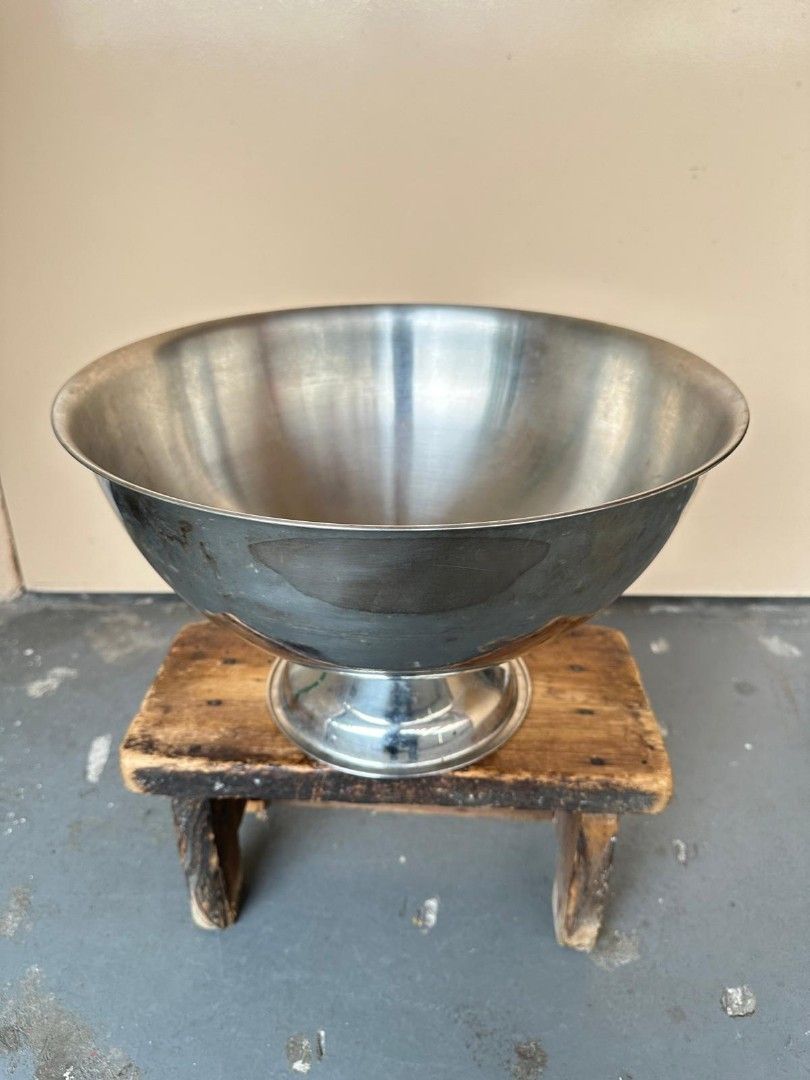 Big bowl, Furniture & Home Living, Kitchenware & Tableware, Pitchers ...