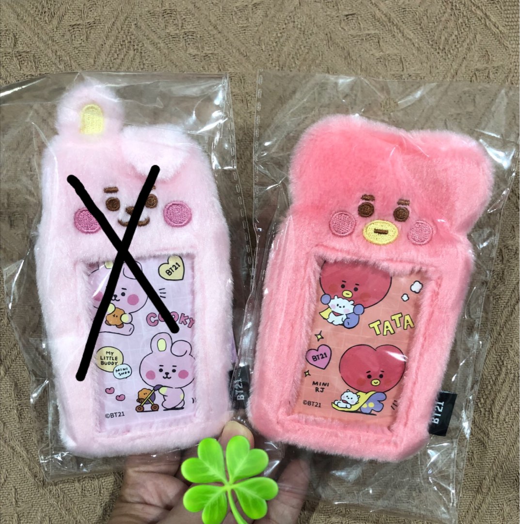 BT21 Tata Fluffy photocard Holder, Hobbies & Toys, Collectibles ...
