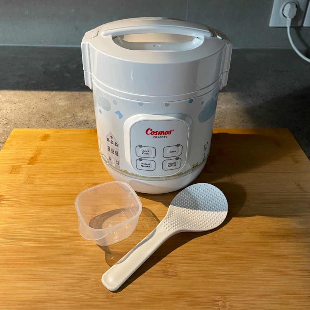 Cosmos CRJ-1031 Digital Rice Cooker 0.3L (Travel Series), Kitchen ...