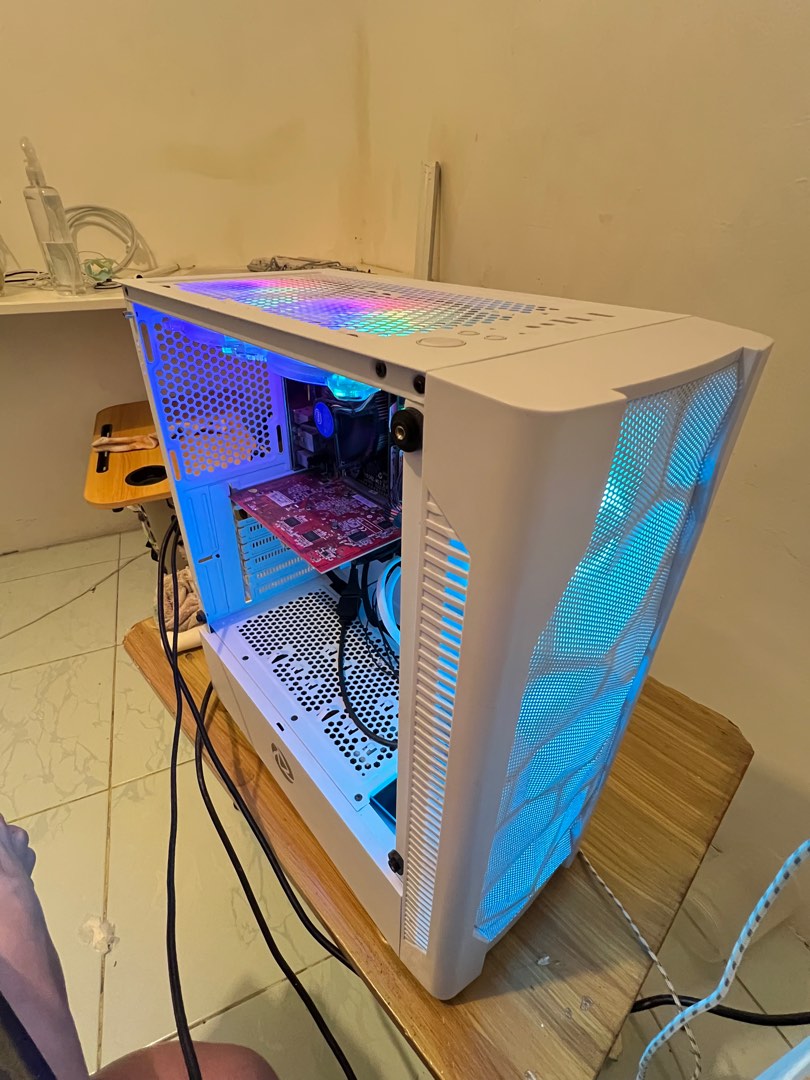 DEKSTOP WITH 24 INVISION MONITOR, Computers & Tech, Desktops on Carousell